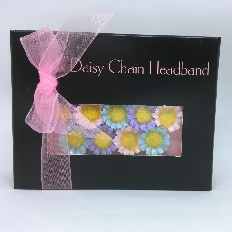 Black Daisy Boxes - 25 small daisies available in white or pastel ...